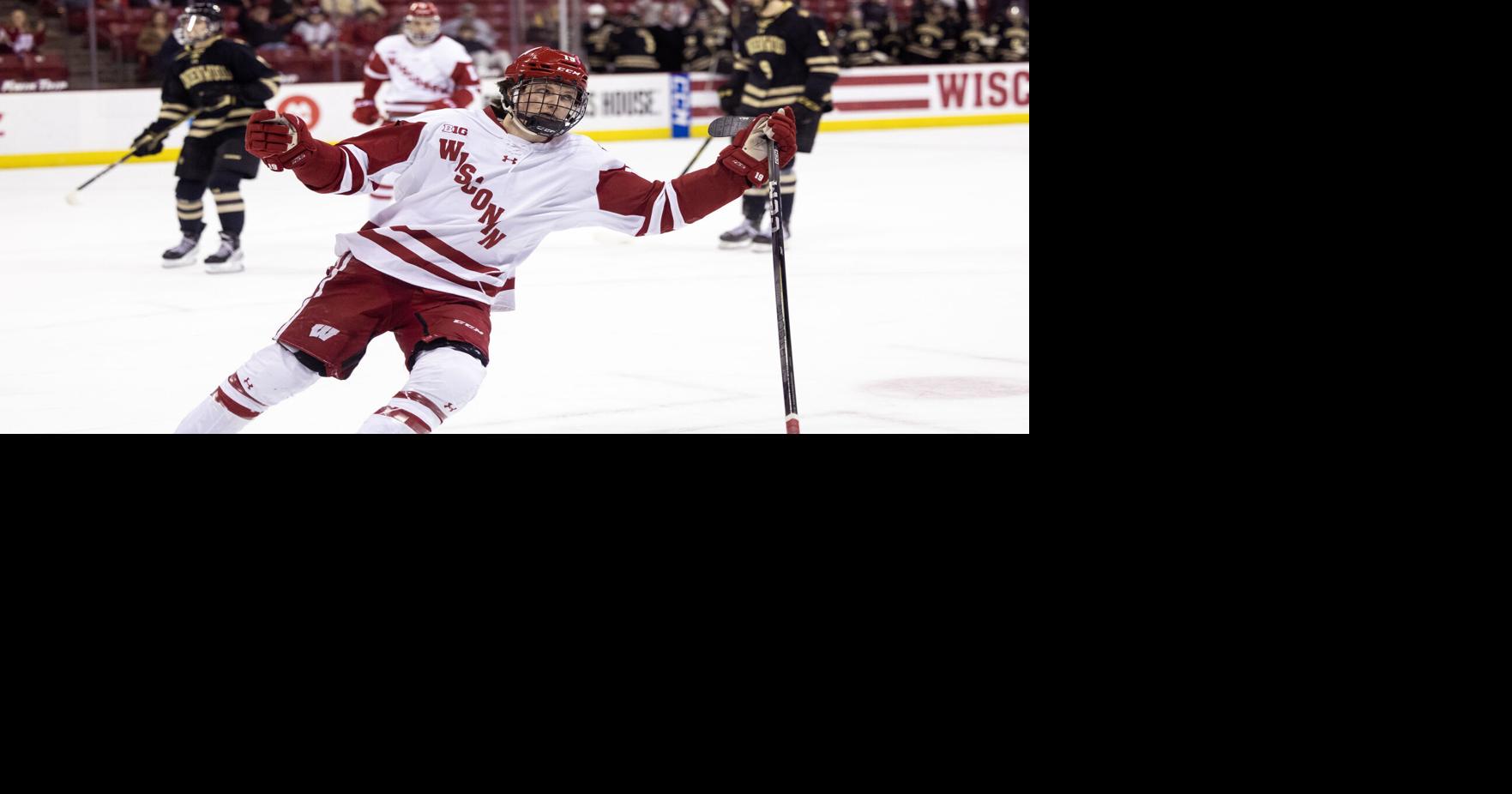 Quinn Finley has a hat trick in return to Wisconsin lineup