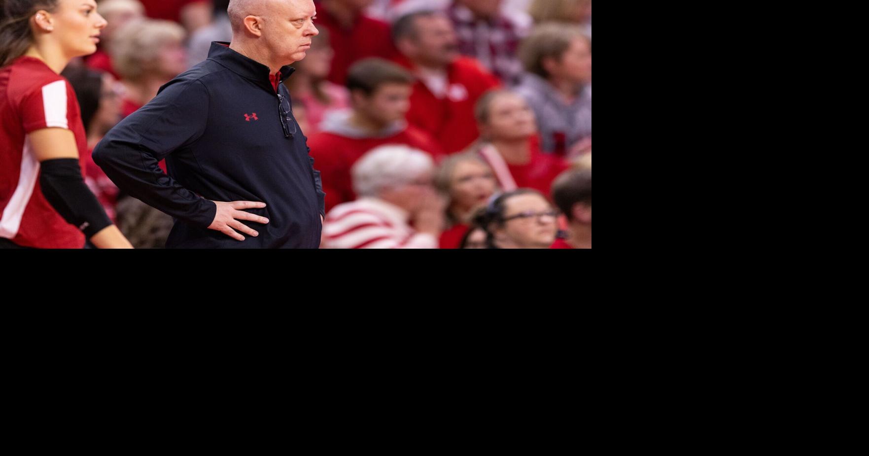 Wisconsin volleyball's Kelly Sheffield among coaches getting contract ...