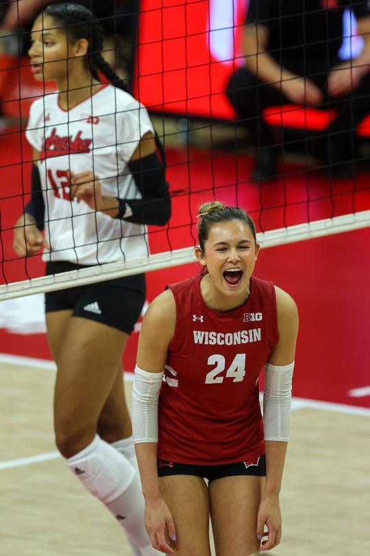 Wisconsin setter Charlie Fuerbringer injury update
