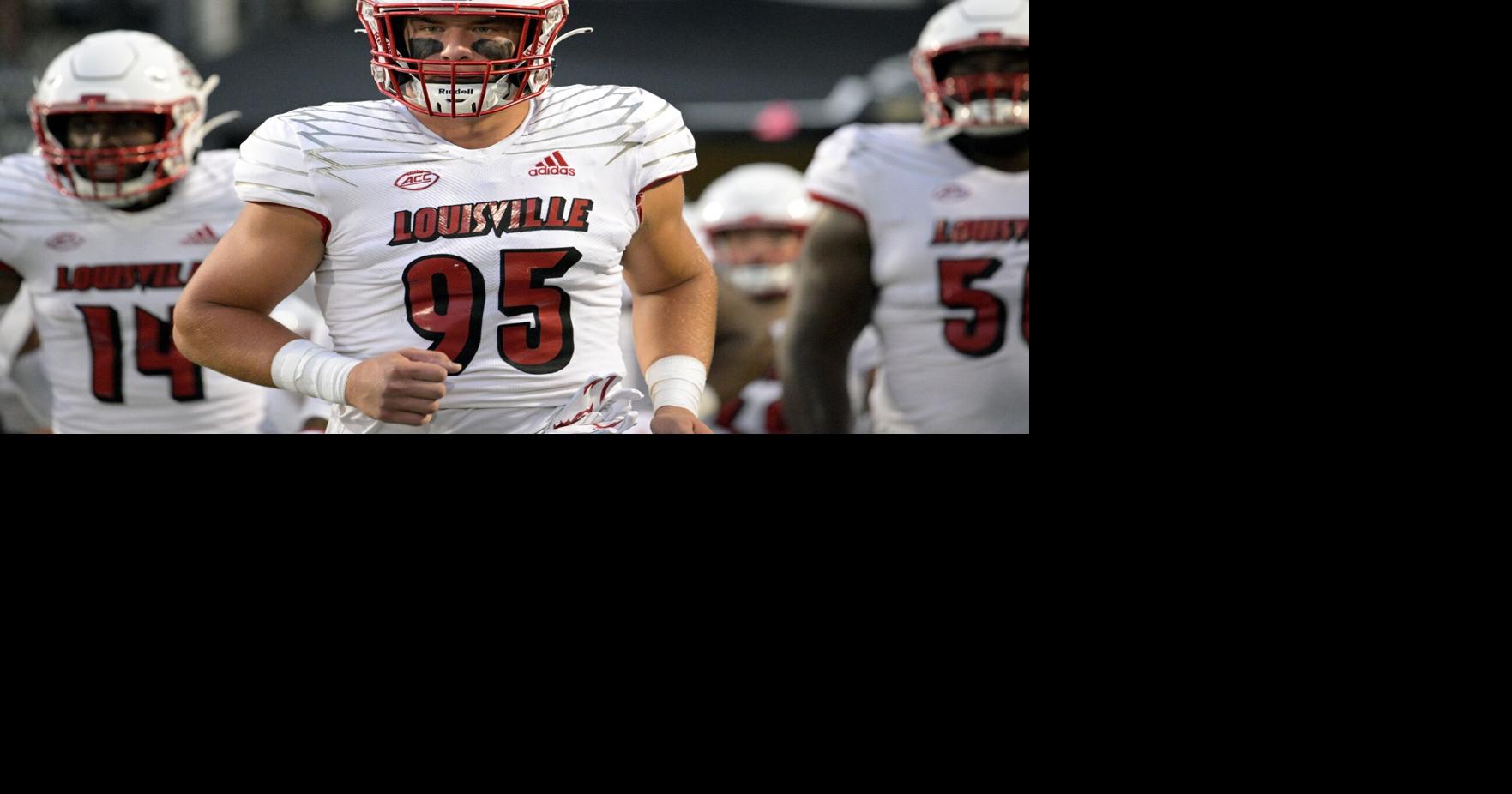 Wisconsin OLB Mason Reiger finds, delivers motivation online