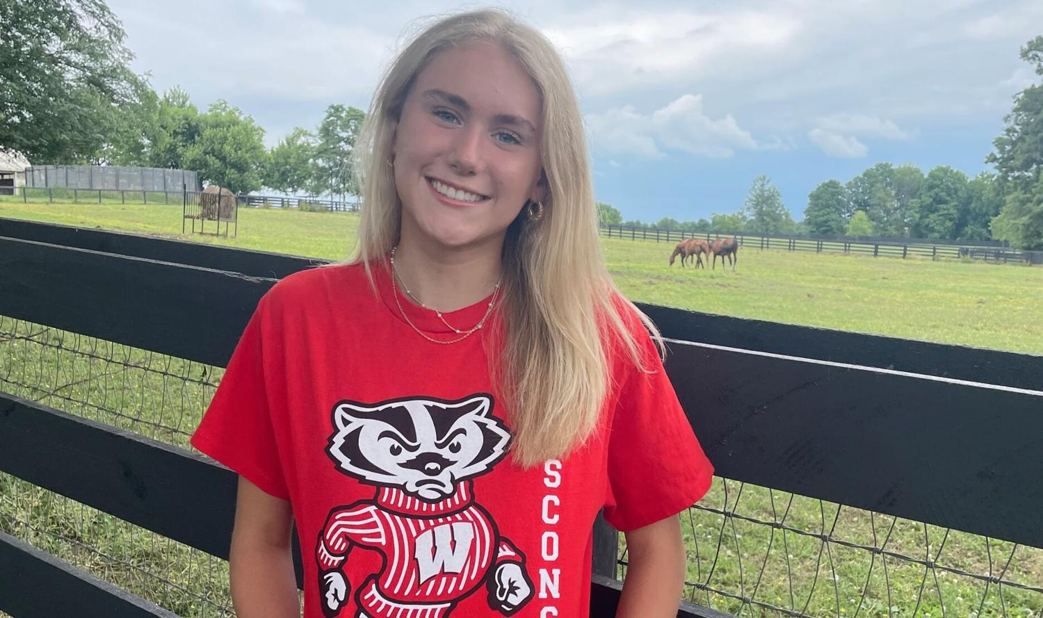 Libero Kristen Simon commits to Wisconsin volleyball