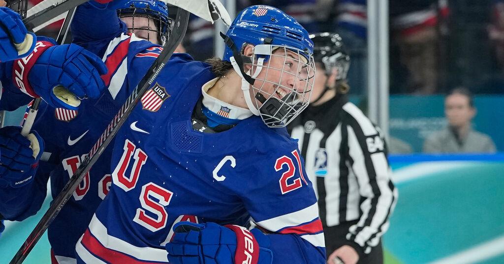 Ex-Wisconsin player Hilary Knight sets U.S. Olympic record