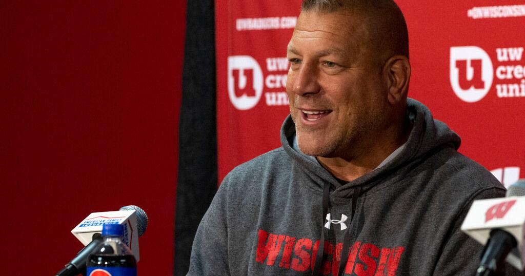 Get to know Wisconsin offensive coordinator Phil Longo