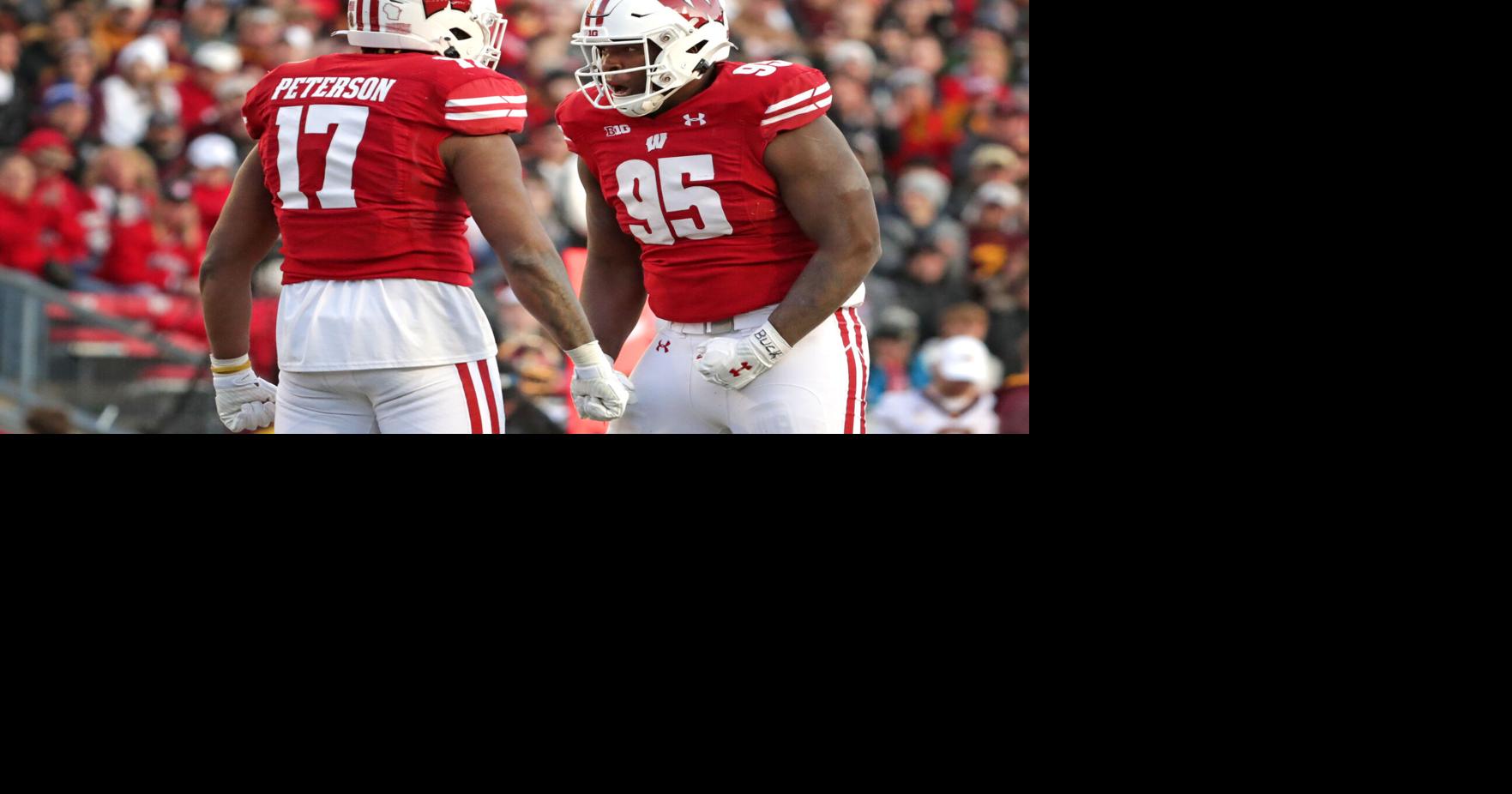 3 former Wisconsin football players invited to NFL Scouting Combine