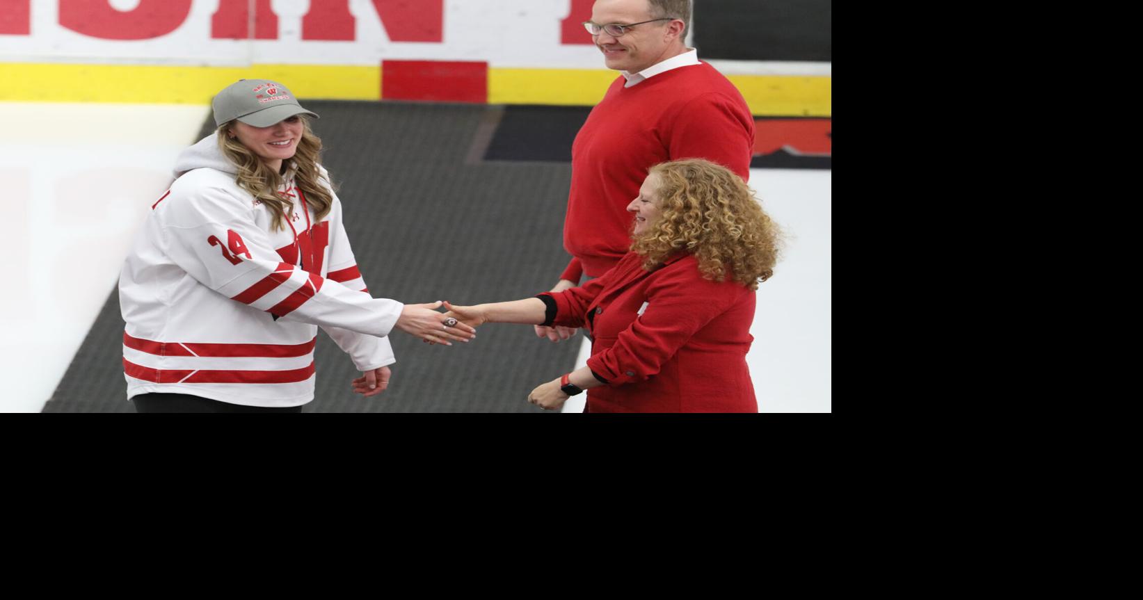 UW-Madison chancellor is uneasy about paying athletes