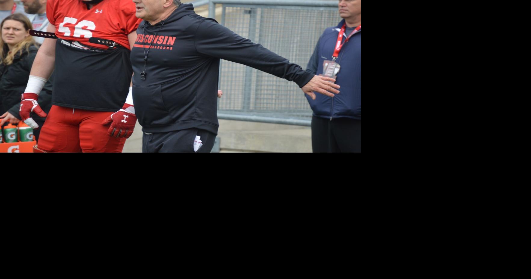 Wisconsin football lands 4-star offensive lineman