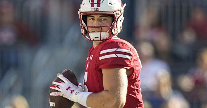 The factors leading to Graham Mertz playing his best for Wisconsin football