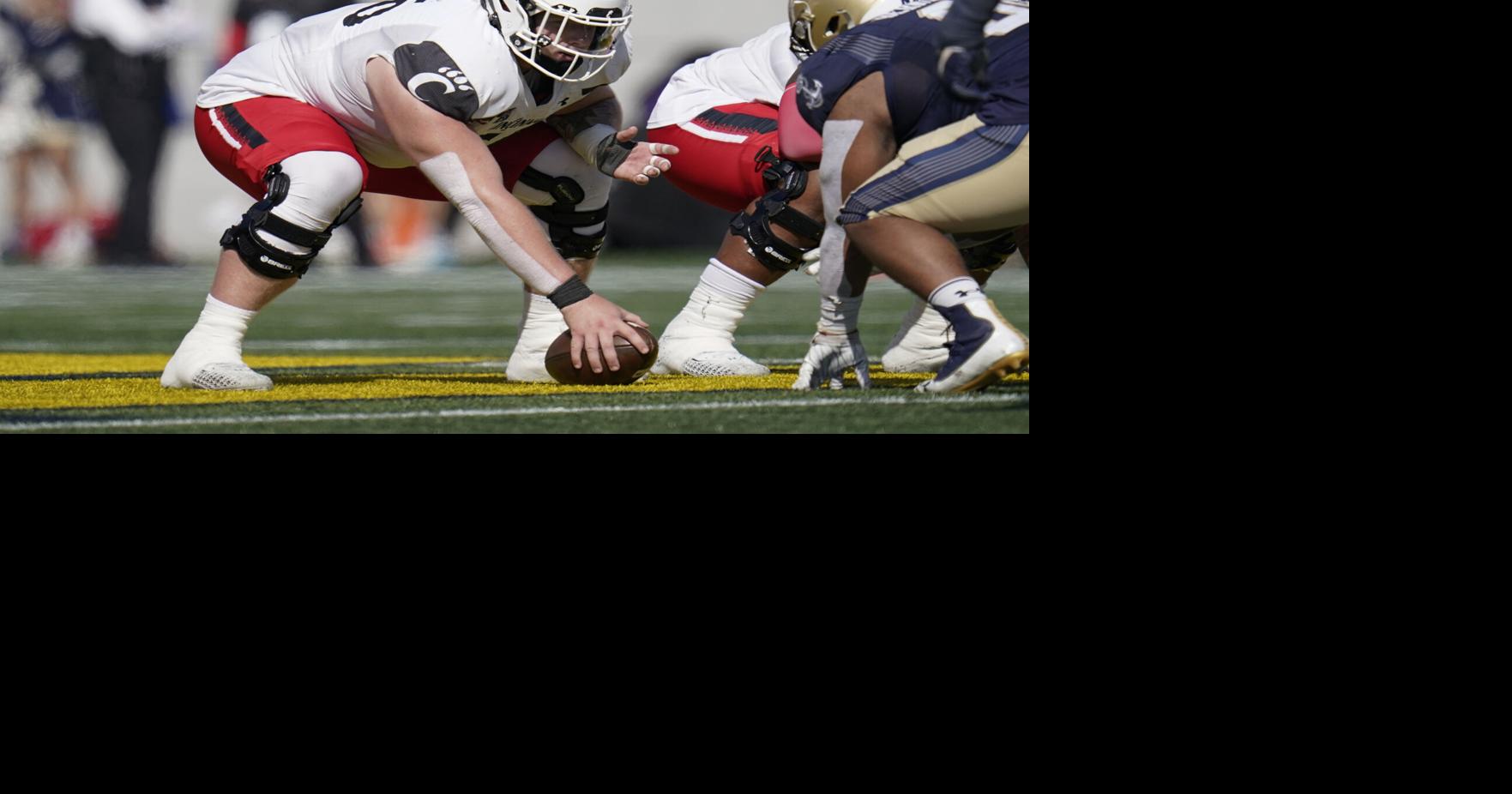 Wisconsin football lands all-conference transfer OL Jake Renfro