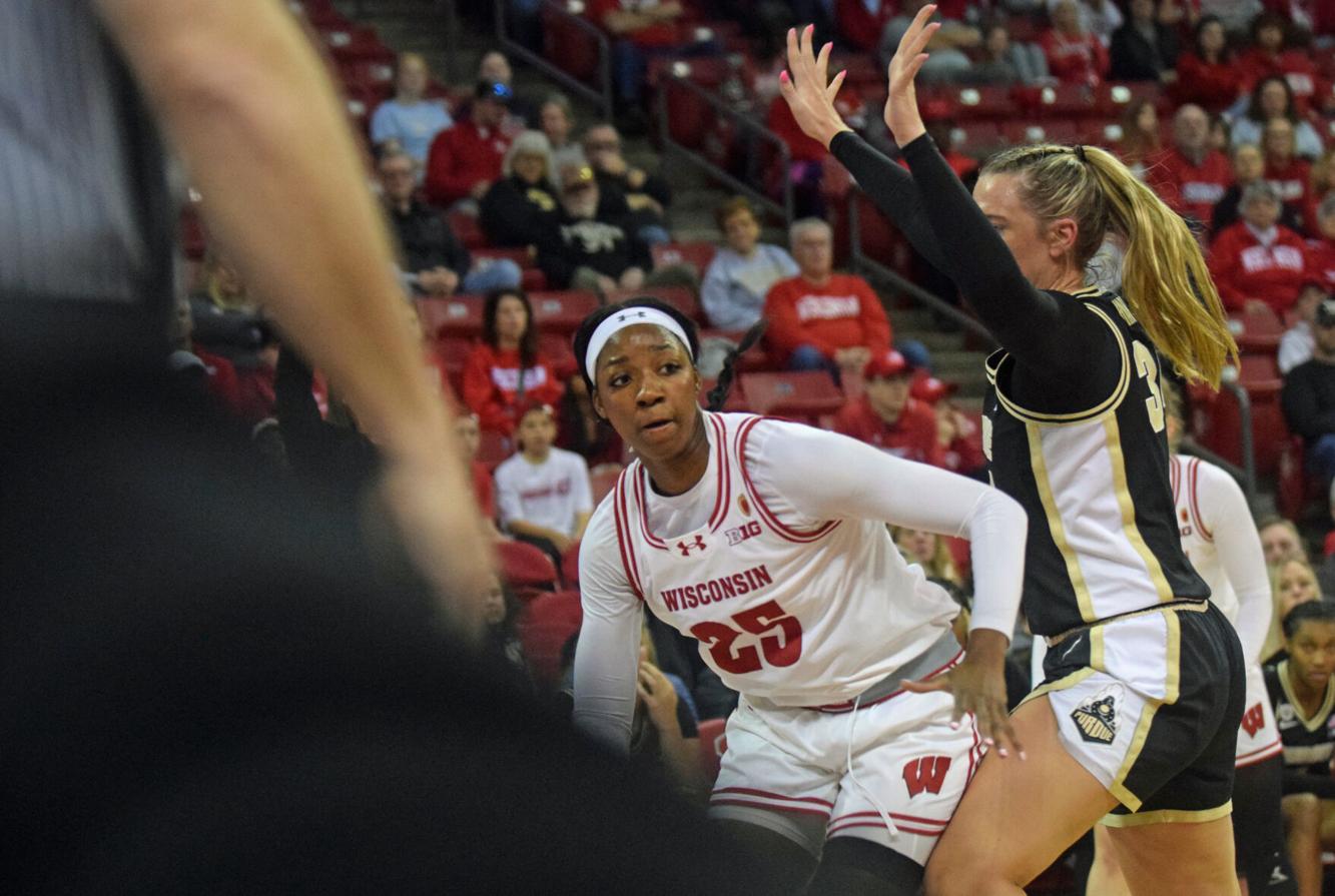 Former Wisconsin Womens Basketball Coach Edwina Qualls Dies