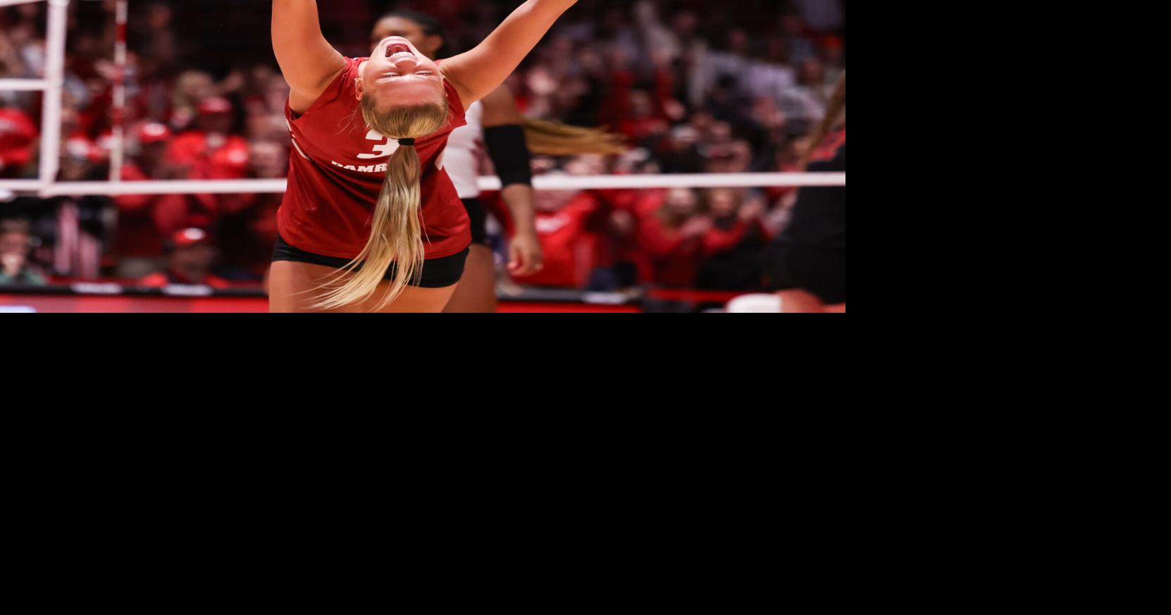 Wisconsin volleyball score vs. Ohio State | Julia Orzol star