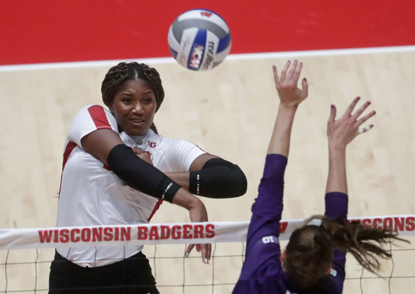 Yes, Julia Orzol is loud when she attacks the ball. No, it's not going ...