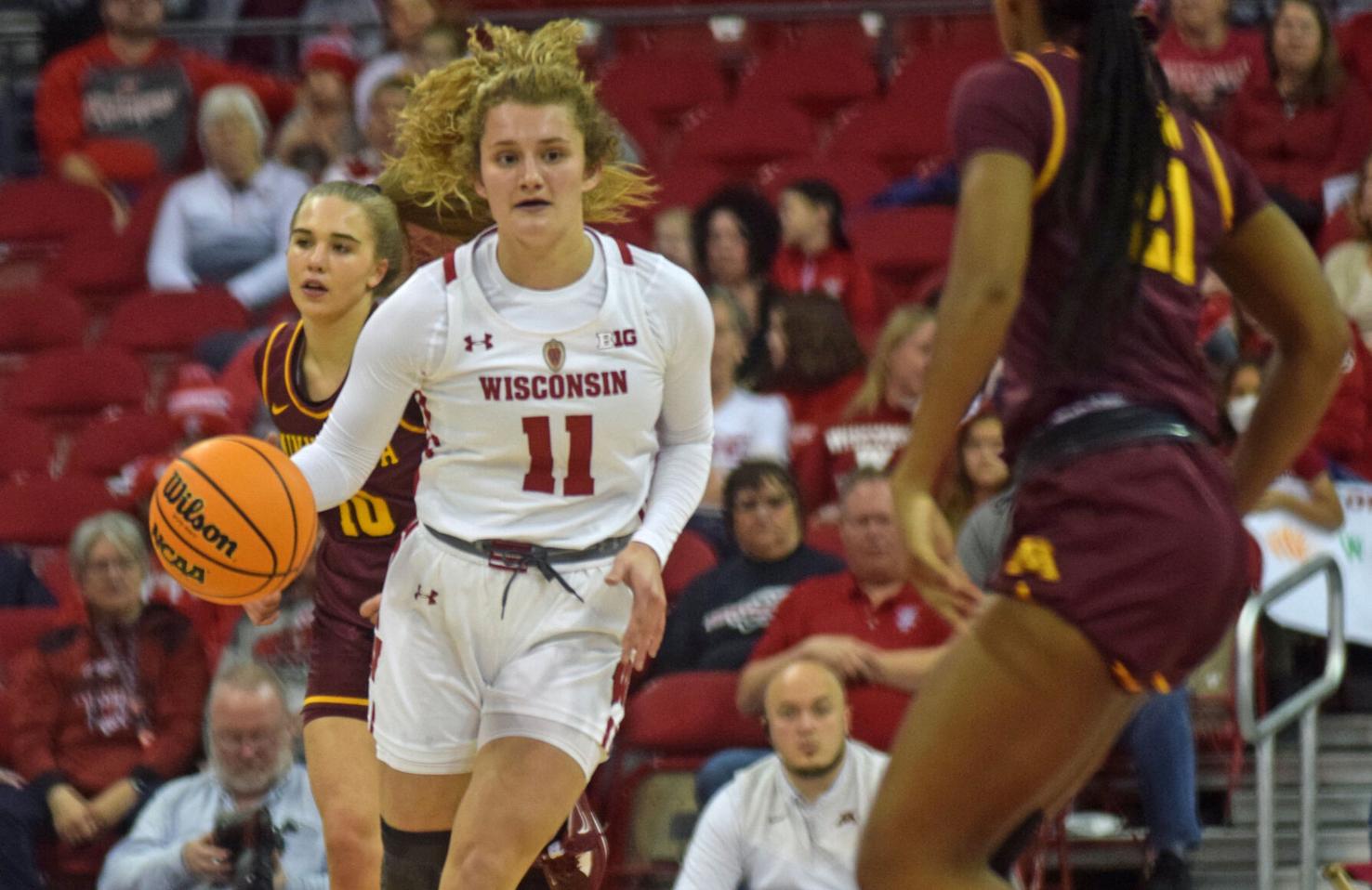 Serah Williams, Wisconsin women's basketball get Big Ten road victory
