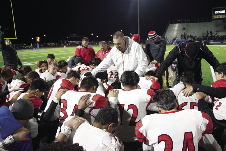 Palacios falls to Edna in bi-district round | Sports | baycitytribune.com