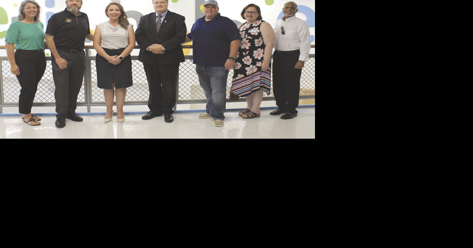 Ana Flores named as Tenie Holmes Principal | News | baycitytribune.com