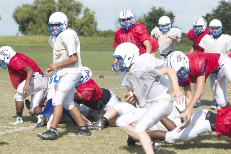 Tidehaven Football Practice | Gallery | baycitytribune.com