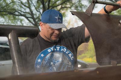 BBQ smoke off event fires up local cooks | News | baycitytribune.com