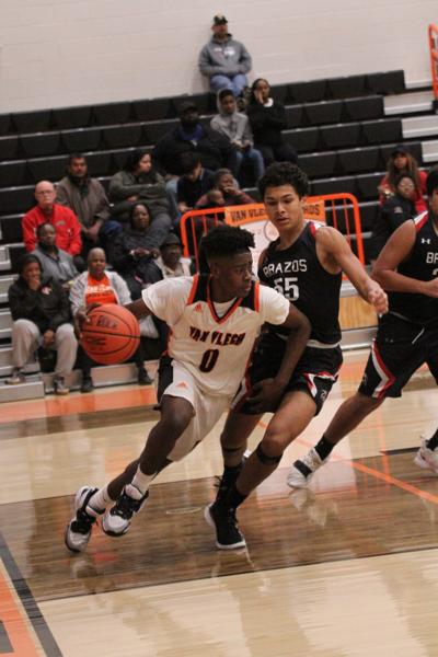 Van Vleck still has work for playoffs | Sports | baycitytribune.com