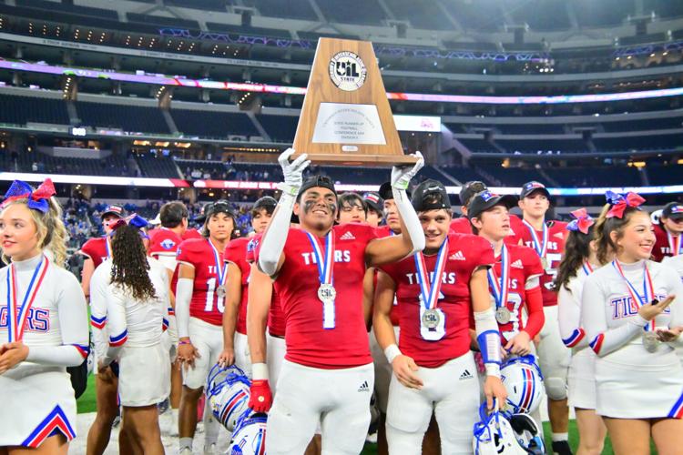 Tidehaven takes home runners up trophy at State Championship Game ...