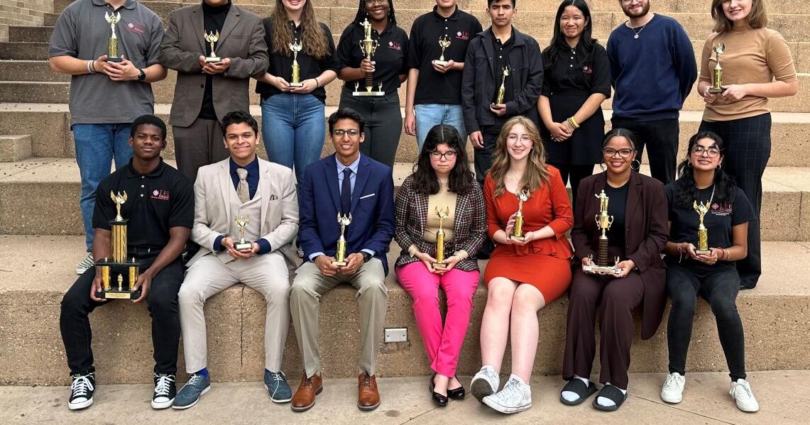Lee College debaters off to winning start | Local | baytownsun.com