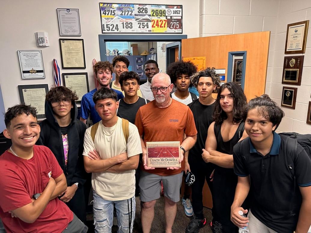 Sterling track coach McDowell hits finish line | Sports | baytownsun.com