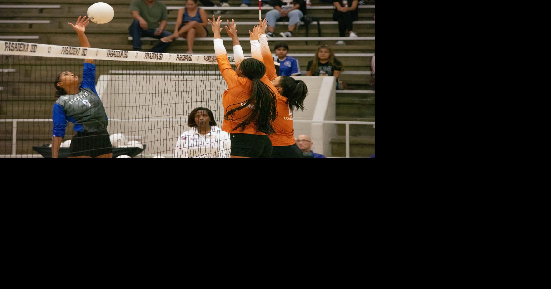 Sterling takes consolation trophy at tourney | Local | baytownsun.com