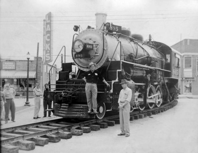 Roseland train repairs back on track | News | baytownsun.com