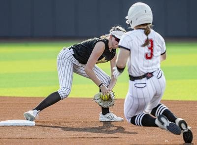 Anahuac drops doubleheader to Huntington | Sports | baytownsun.com