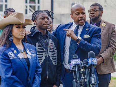 Judge: Barbers Hill doesn’t violate CROWN Act | News | baytownsun.com