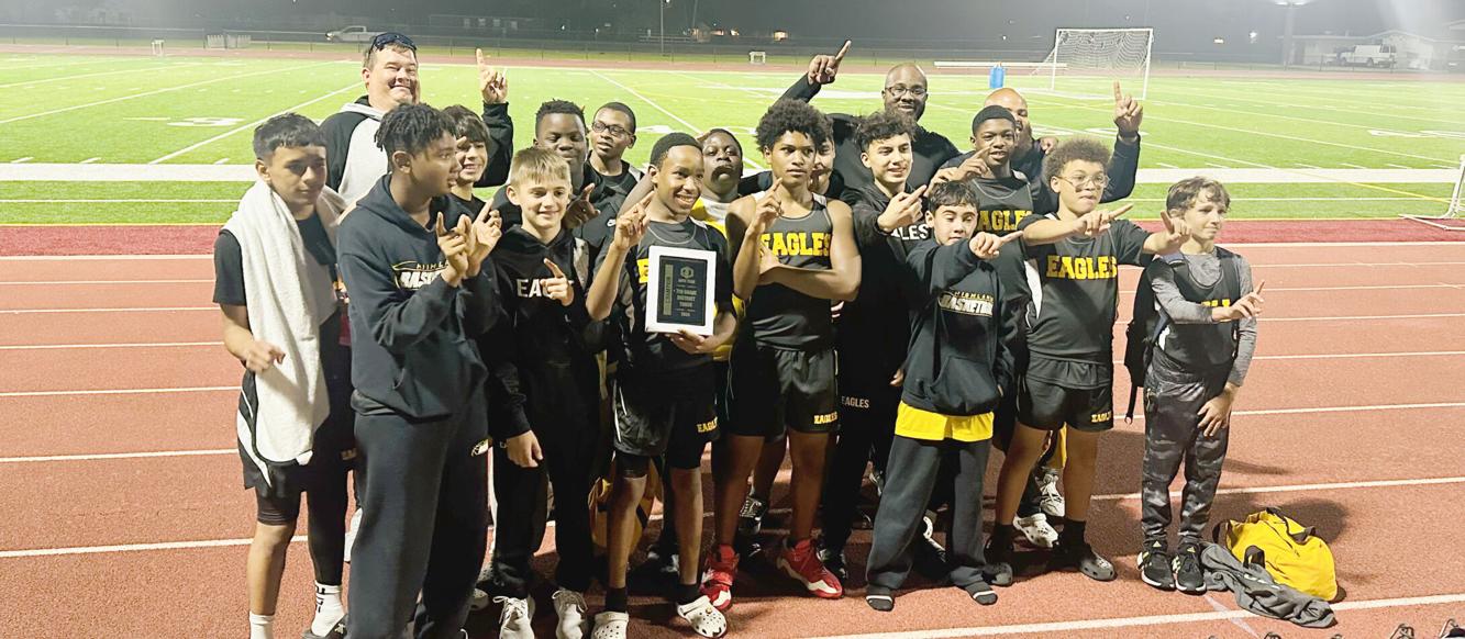 Highlands Junior High track team takes district | | baytownsun.com