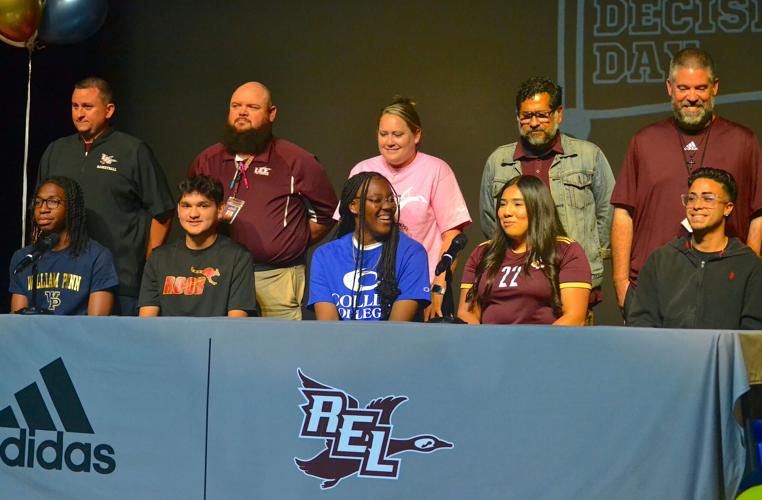GCCISD athletics has 11 more college signings | Sports | baytownsun.com