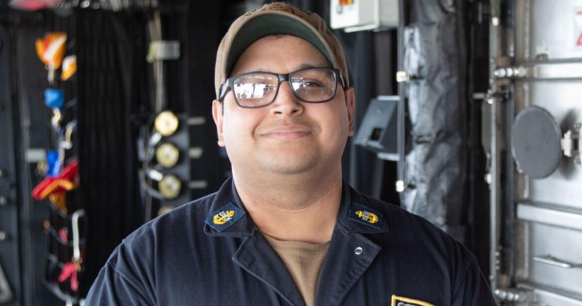 Baytown native serves aboard Navy warship in Mayport | Local ...