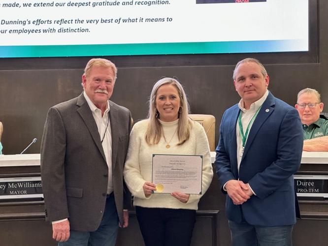 Mont Belvieu salutes | News | baytownsun.com