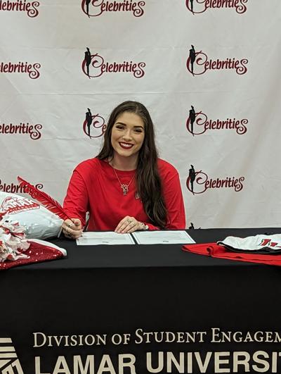 Lee senior Martinez signs contract with Lamar University Dance Team | | baytownsun.com