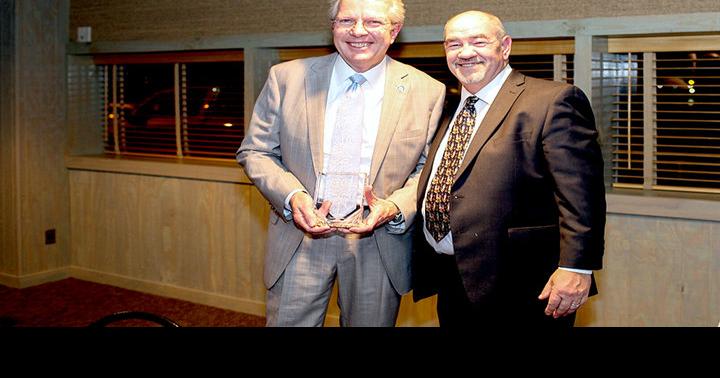 Judge Coffey gets top Chamber award | News | baytownsun.com