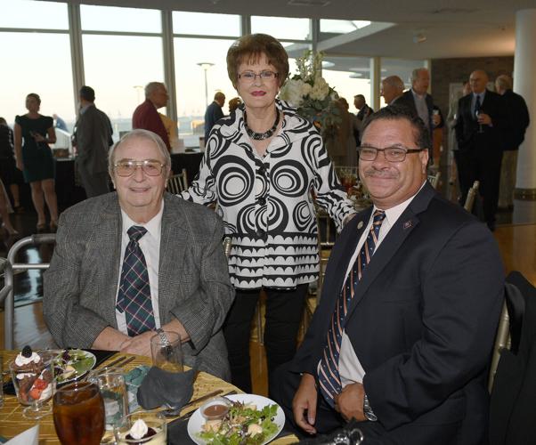 Lee College Foundation Gala returns with enthusiasm | News | baytownsun.com