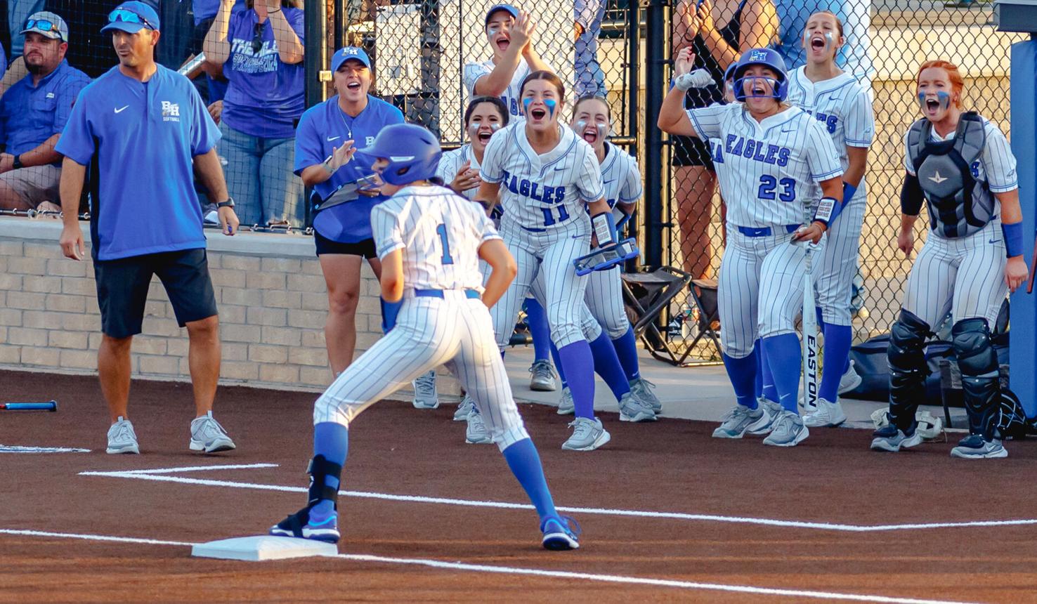 Eagle junior dominates 17-5A again | Sports | baytownsun.com