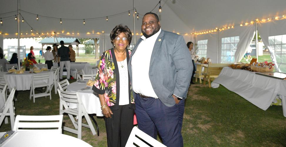 Wetlands Center Gala celebrates 25 years of nature | Local | baytownsun.com
