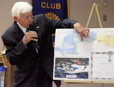 Local WWII veteran relates experiences | News | baytownsun.com