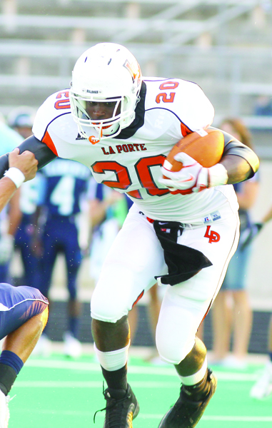 Bulldogs fill needs during spring drills | Communities | baytownsun.com