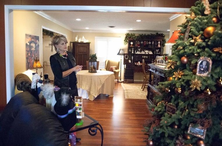 Baytown woman turns house into Christmas tour of the world | Lifestyle ...