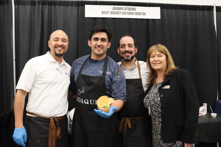 Men Who Cook event proves to be a tasty treat | Local | baytownsun.com