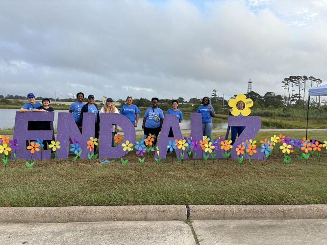 Hundreds participate in the Walk to End Alzheimer’s | Local | baytownsun.com