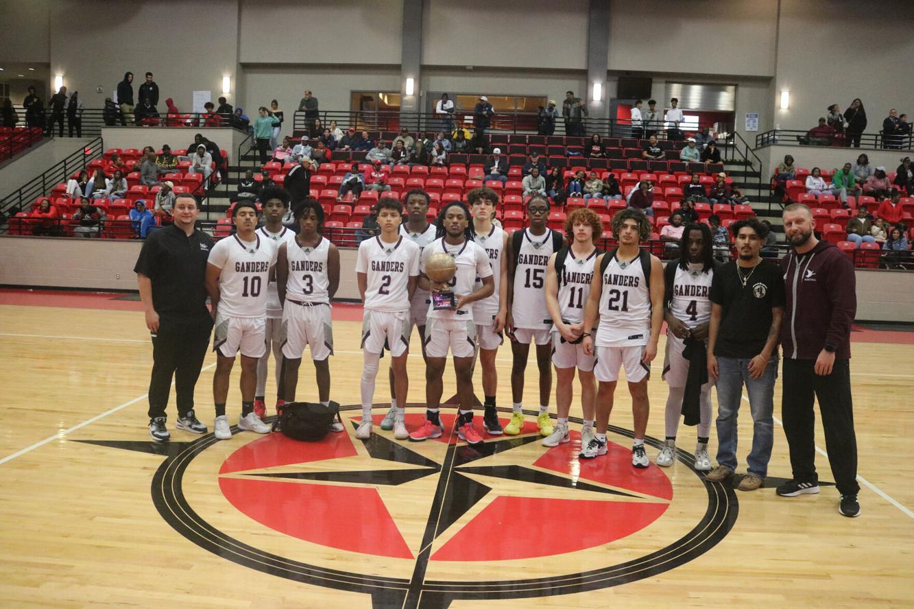 Lee falls to Titans in Gold Division title game | Sports | baytownsun.com