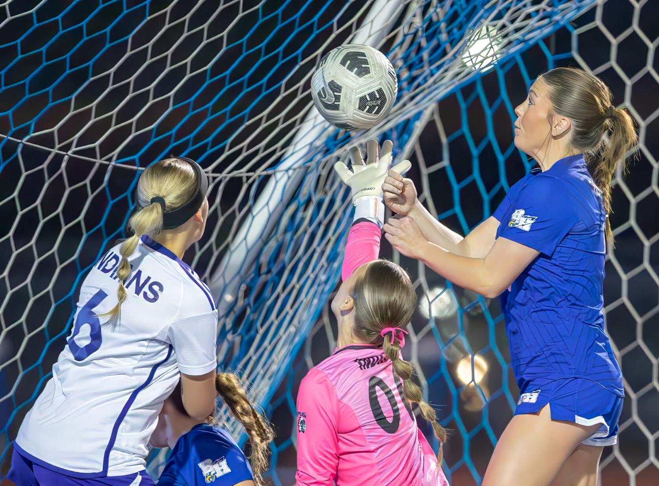 Sports Roundup - Barbers Hill downs PN-G, holds top spot in 19-5A ...