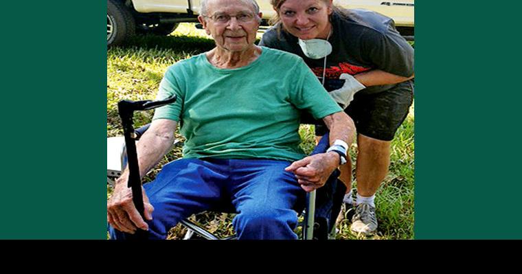 Gentry teacher makes new friend | News | baytownsun.com