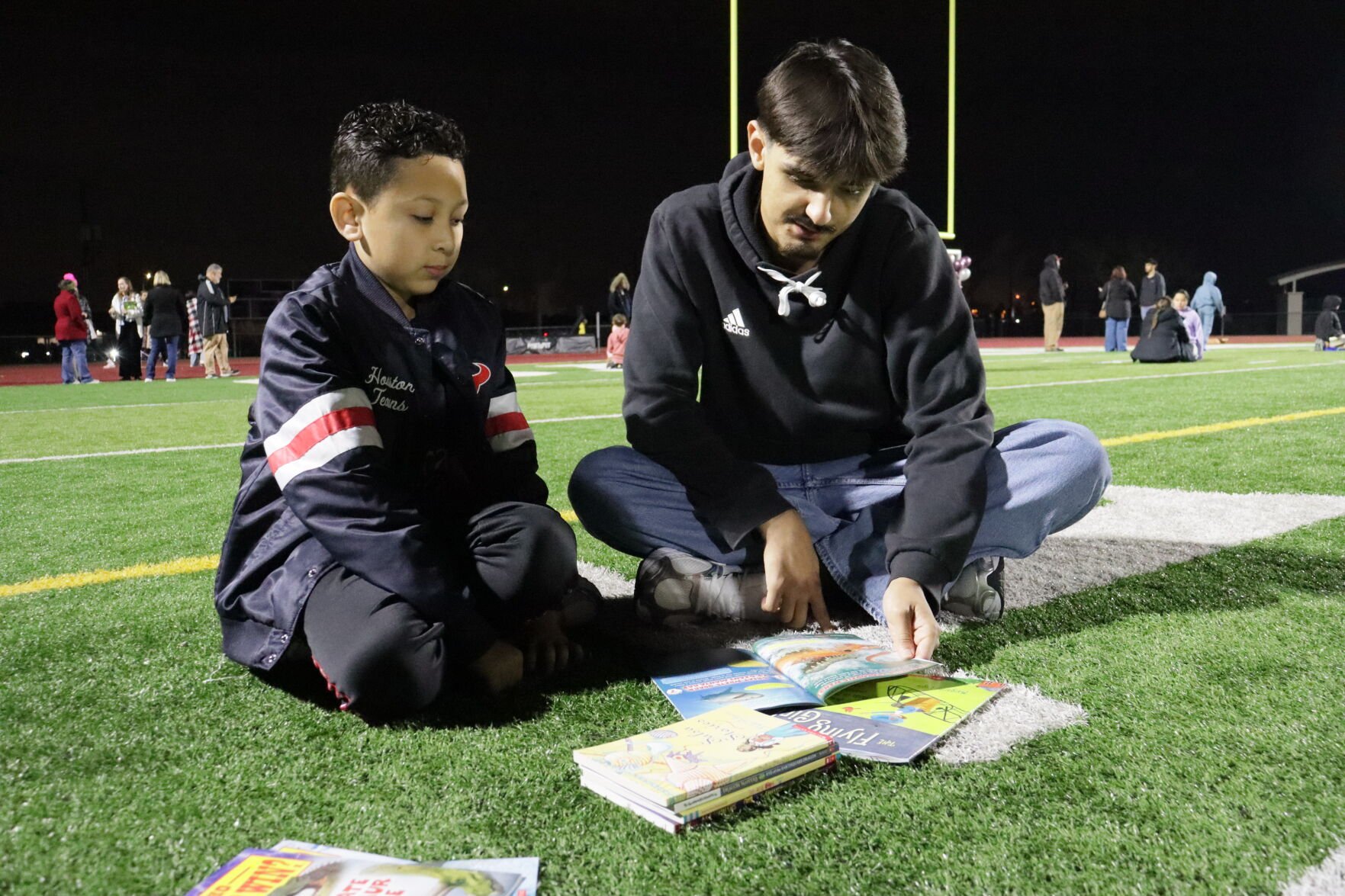 Ganders host reading event | Local | baytownsun.com