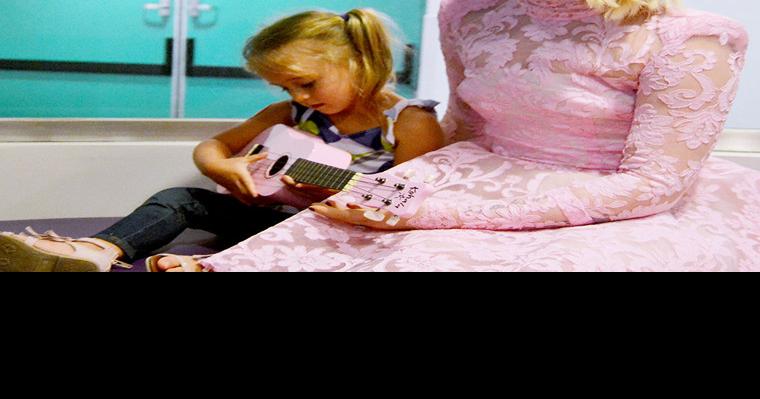 RaeLynn has her day in Houston | News | baytownsun.com