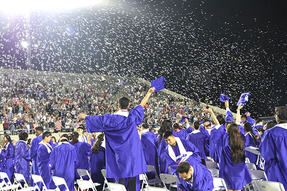 Goose Creek graduations at Stallworth a success | | baytownsun.com