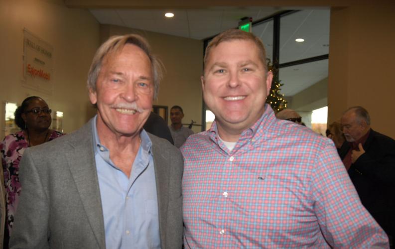 Baytown Chamber gathers for the holidays | Local | baytownsun.com