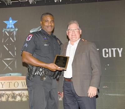 Longtime Baytown policeman honored as Officer of the Quarter | Local ...